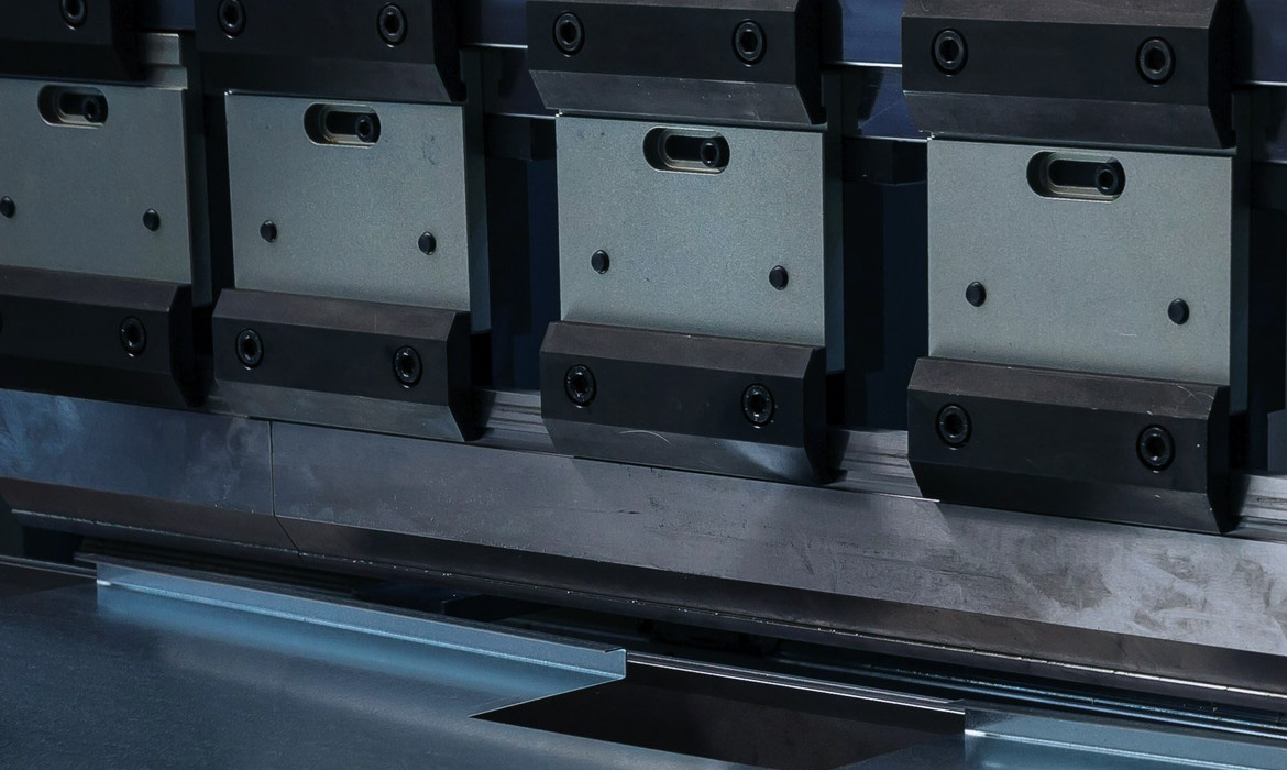 Abkant Büküm Nedir ve Sac Bükmeye Nasıl Fayda Sağlar? - Lazer Metal Kesim